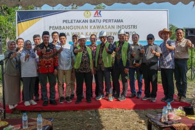 Rektor Unsoed Lakukan Peletakan Batu Pertama Kawasan Industri Astana ...
